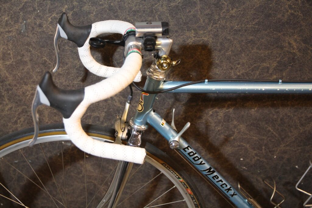 Mr. S’s Eddy Merckx “3-Athlète Team Lotto” maintenance start‼🤩 ...