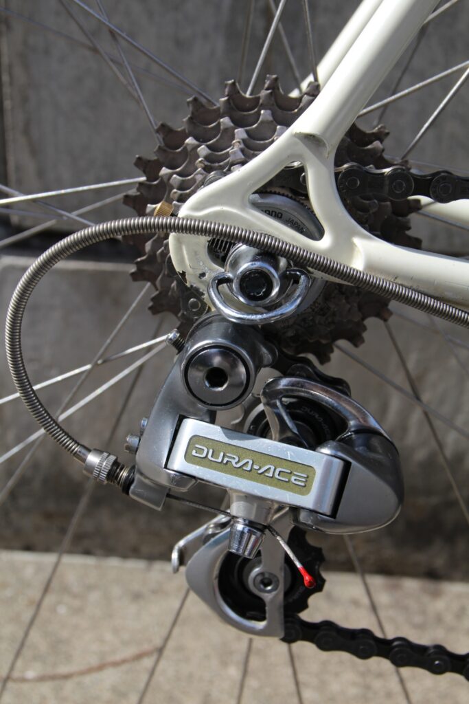 Mr.Simon's Raleigh "Team Castorama" + Dura ace maintenance completed.💗🚴💨💨💨